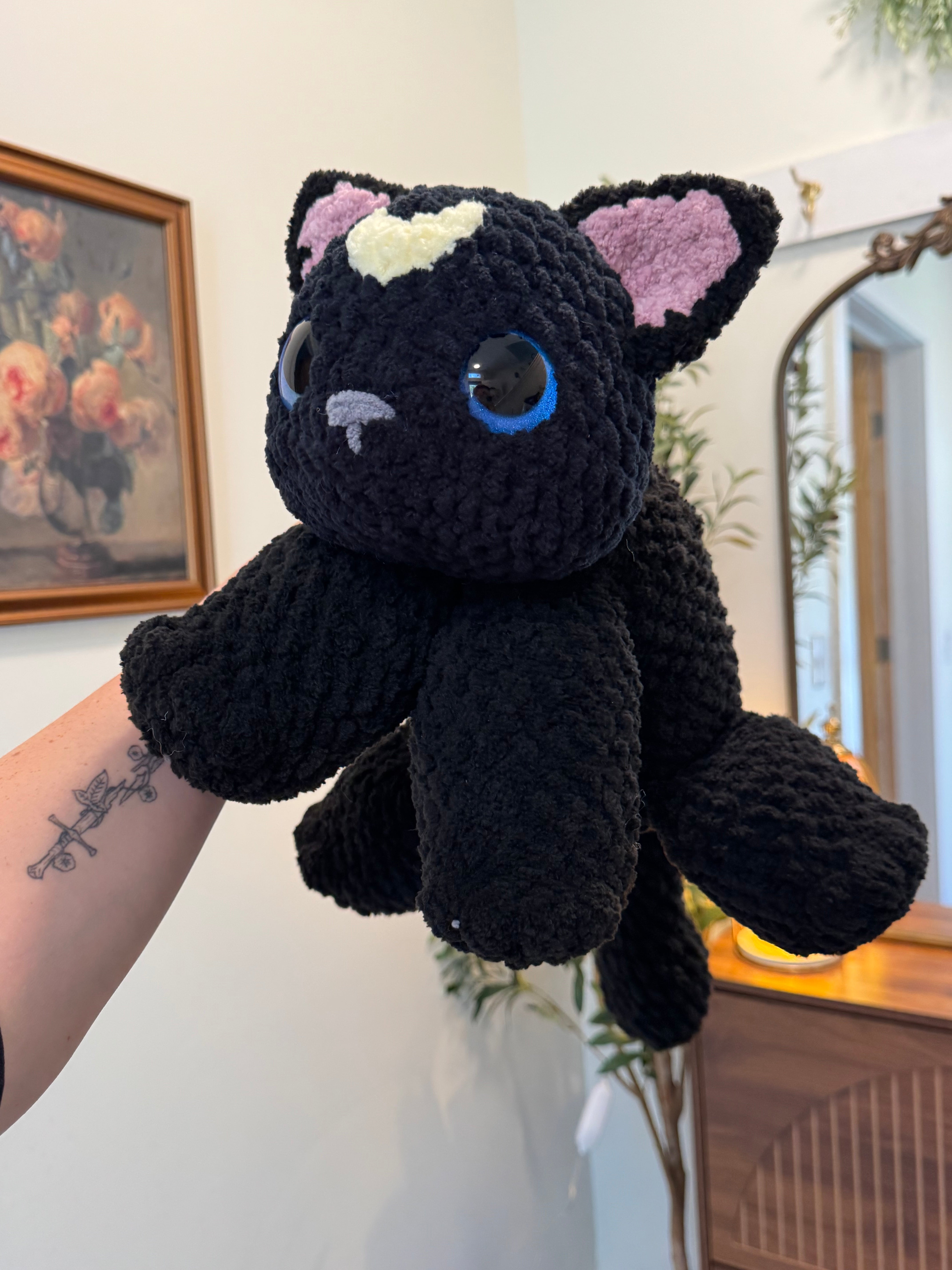 Giant Moon Kitty – Red Mills Crochet